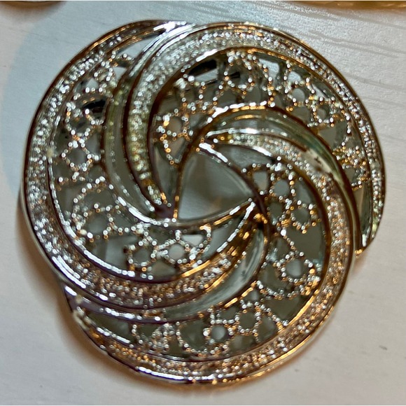 Gerry'S | Jewelry | Vintage Gerrys Silvertone Brooch Swirl Filigree ...